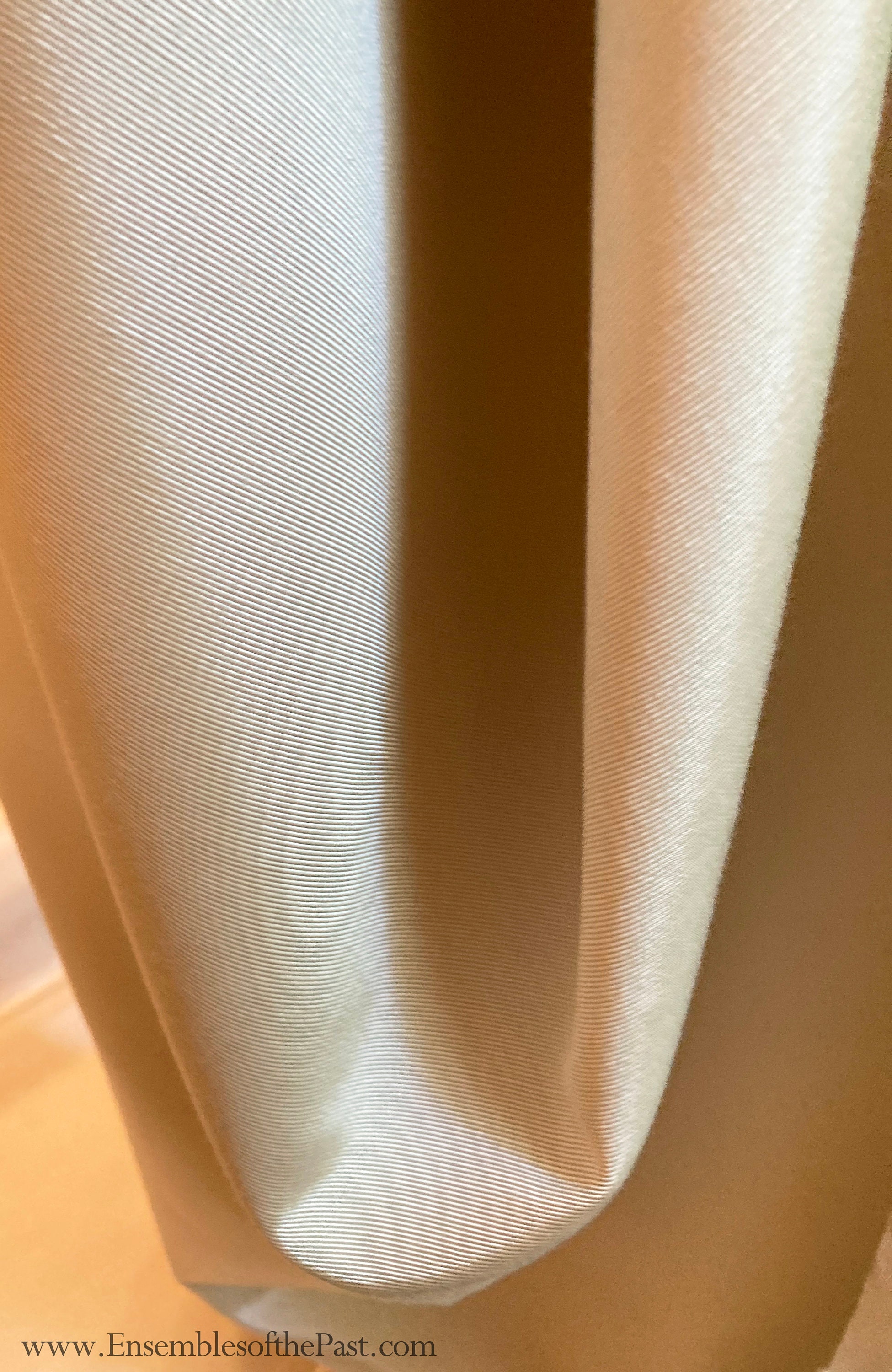 Cotton Faille - Light-medium Weight Dress Fabric - Ivory-beige Dyable ...