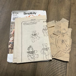 Simplicity Crafts 8704 Sewing Pattern Stuffed Decorative Bear Teddy ...