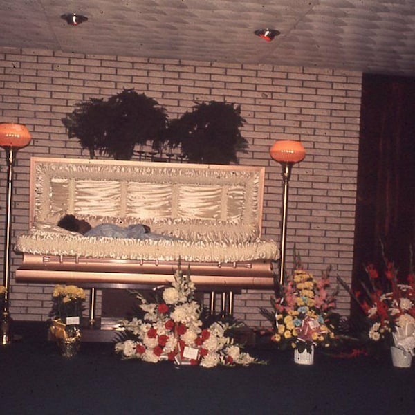 Open Casket Photo - Etsy