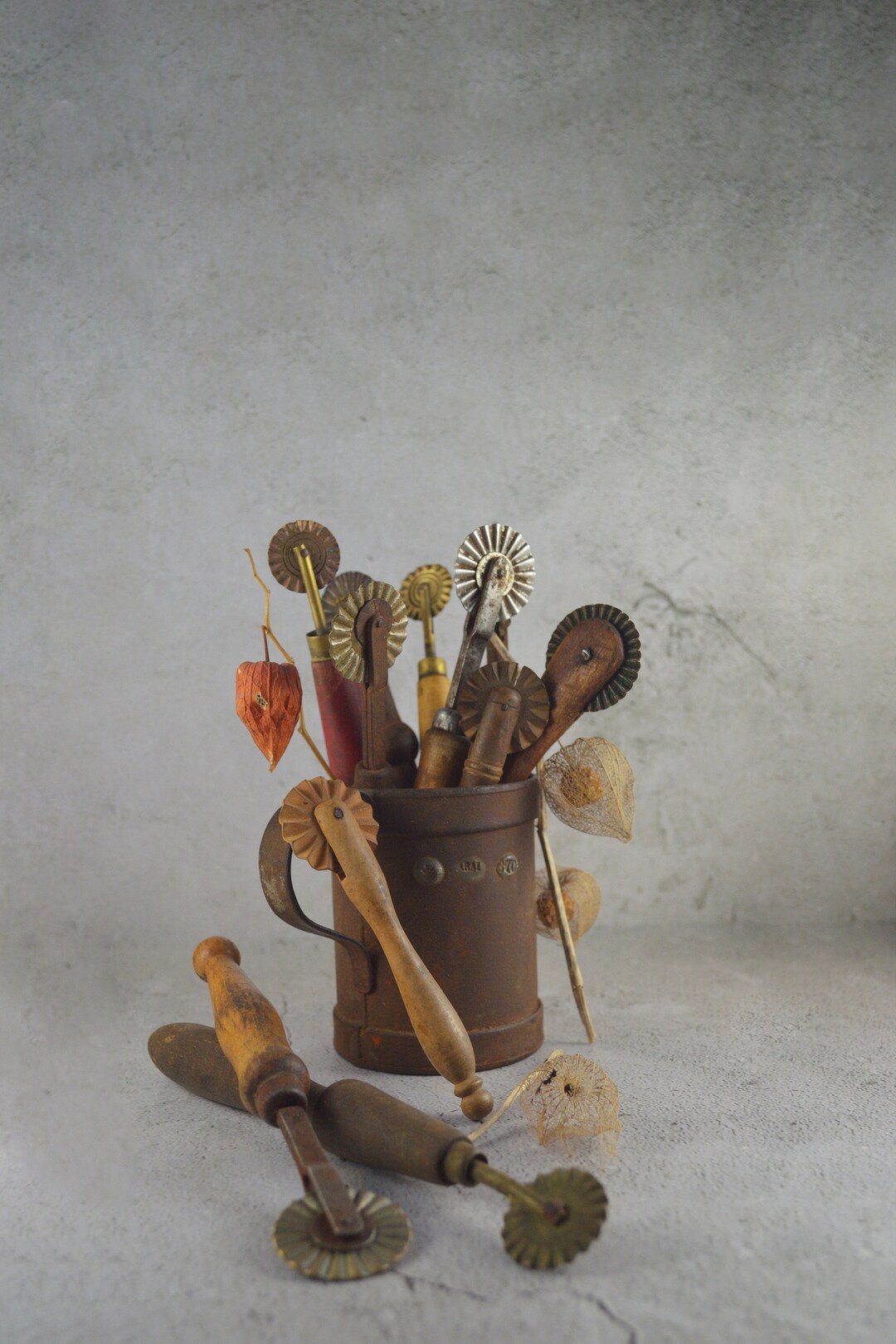 Vintage Pastry Crimper, Rustic Noodle Cutter, Pie Wheel, Food Photo ...