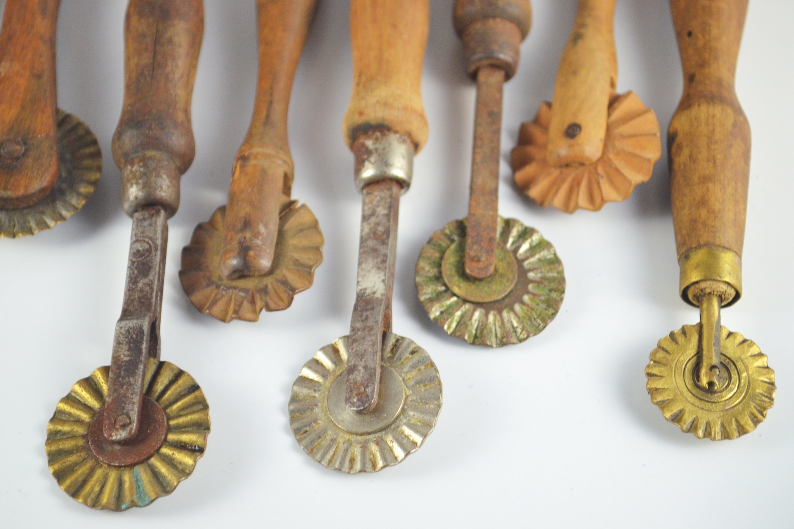 Vintage Pastry Crimper, Rustic Noodle Cutter, Pie Wheel, Food Photo ...