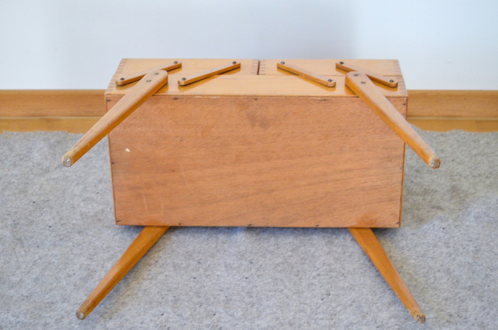 Vintage Sewing Box on Legs Mid Century Modern Knitting Box - Etsy UK
