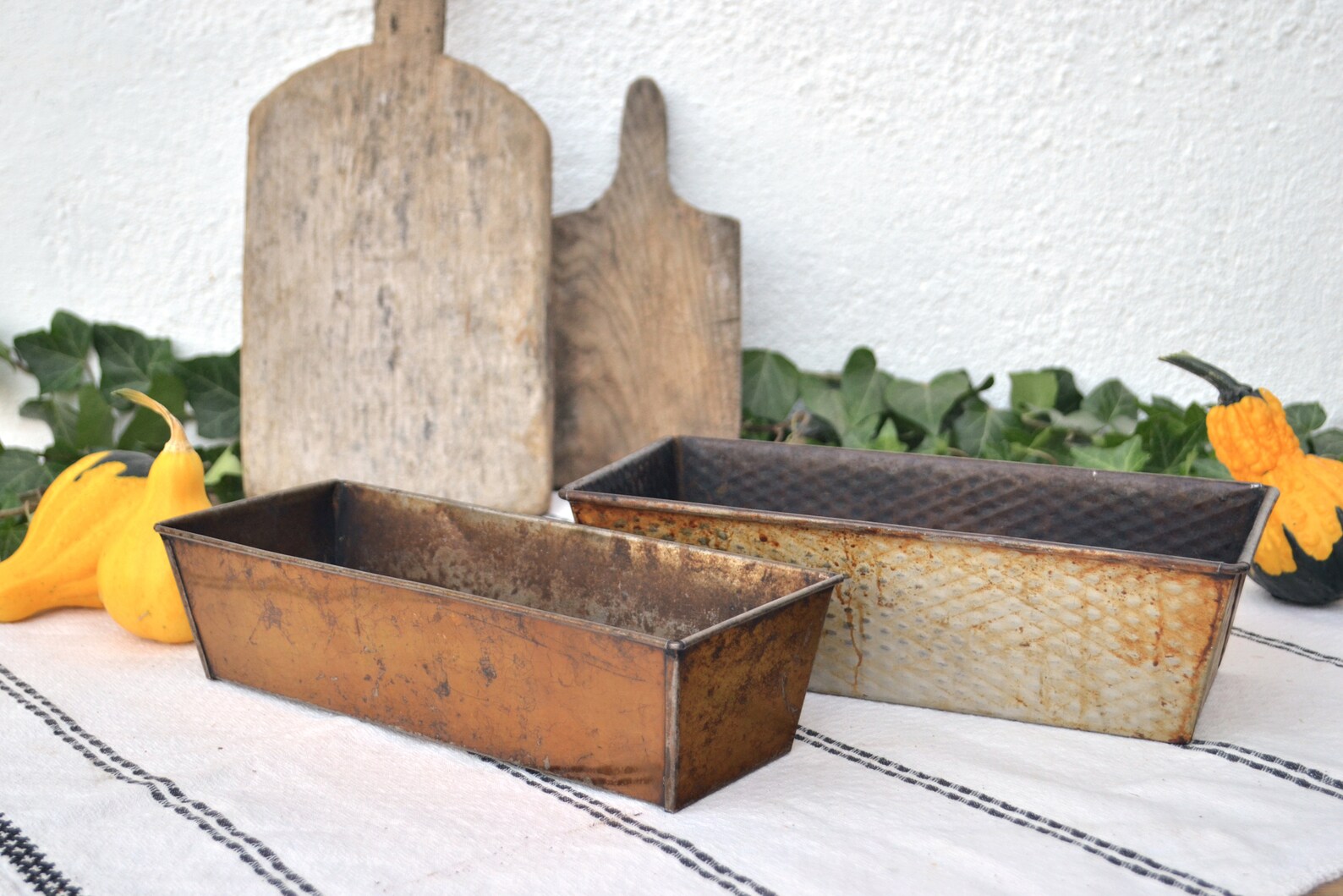 Vintage Loaf Pans Cake Loaves Set of 2 Trays Food Photo - Etsy