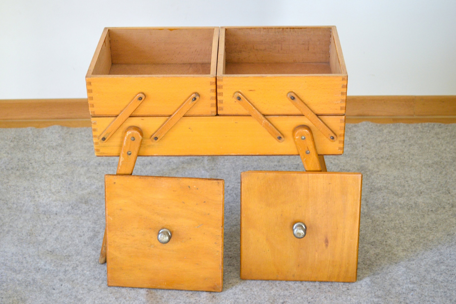 Vintage Sewing Box on Legs Mid Century Modern Knitting Box - Etsy UK