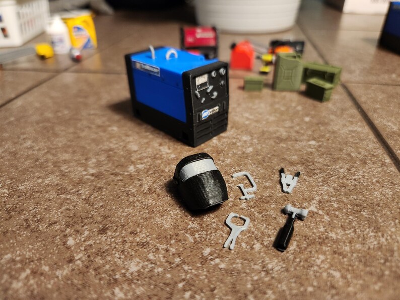 1:24 Scale Miniature Welder - RC Truck Accessory, Diorama Detail - Etsy