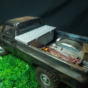 1/18 Scale Diamond Plate Toolbox, RC Truck Bed Box - FMS18 Hilux, K10 ...