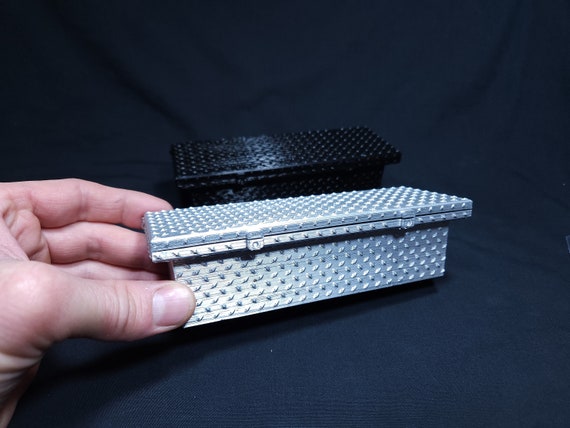 Diamond truck tool box store