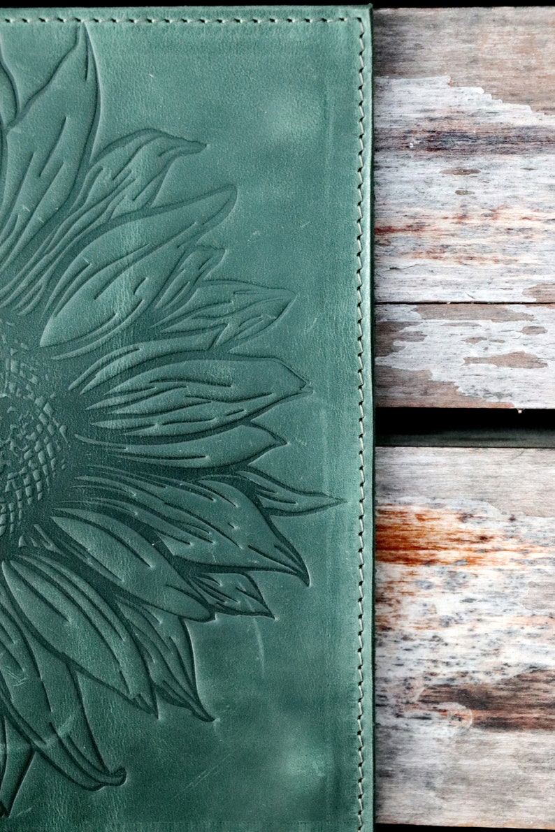 Personalized Green Wallet Women, Leather Womens Wallet, Sunflower Gifts ...