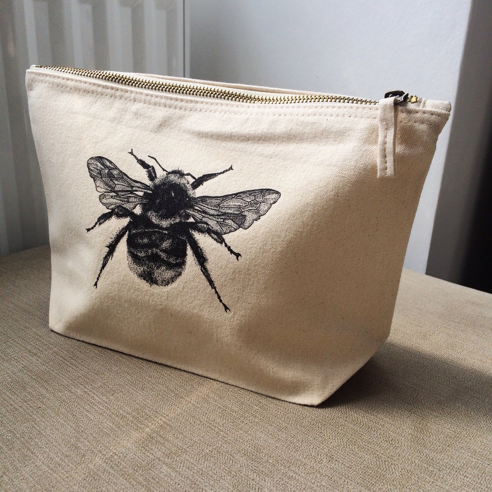 Bee Makeup Bag Medium Cosmetics Bag - Etsy