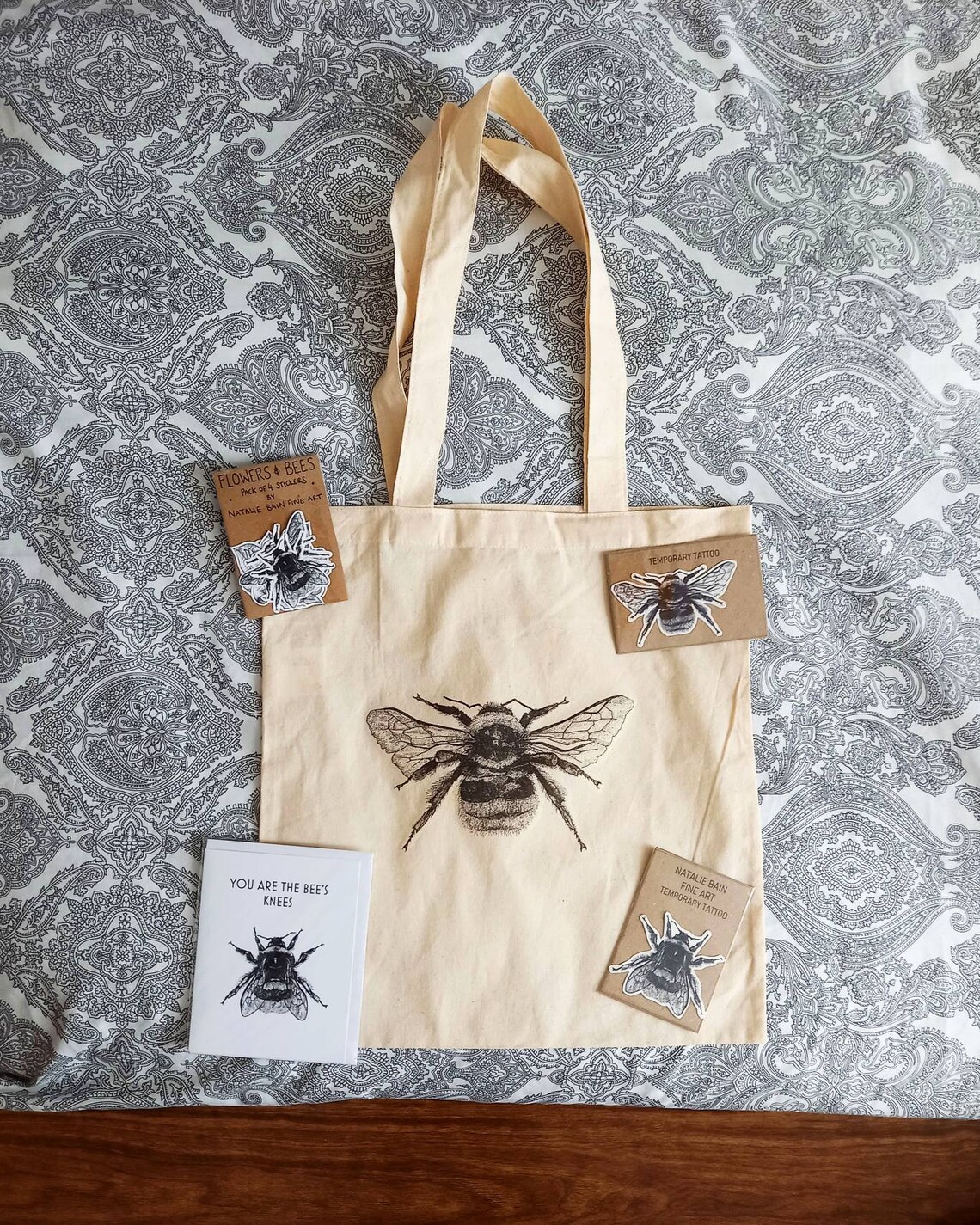 BEES Bundle Box gift Box Including Bee Tote Bag 2 Bee - Etsy