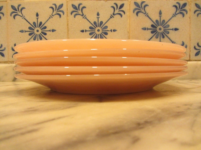 FIRE-KING - "swirl" Pattern - Pale Pink Dinner Plate - Made in USA ...