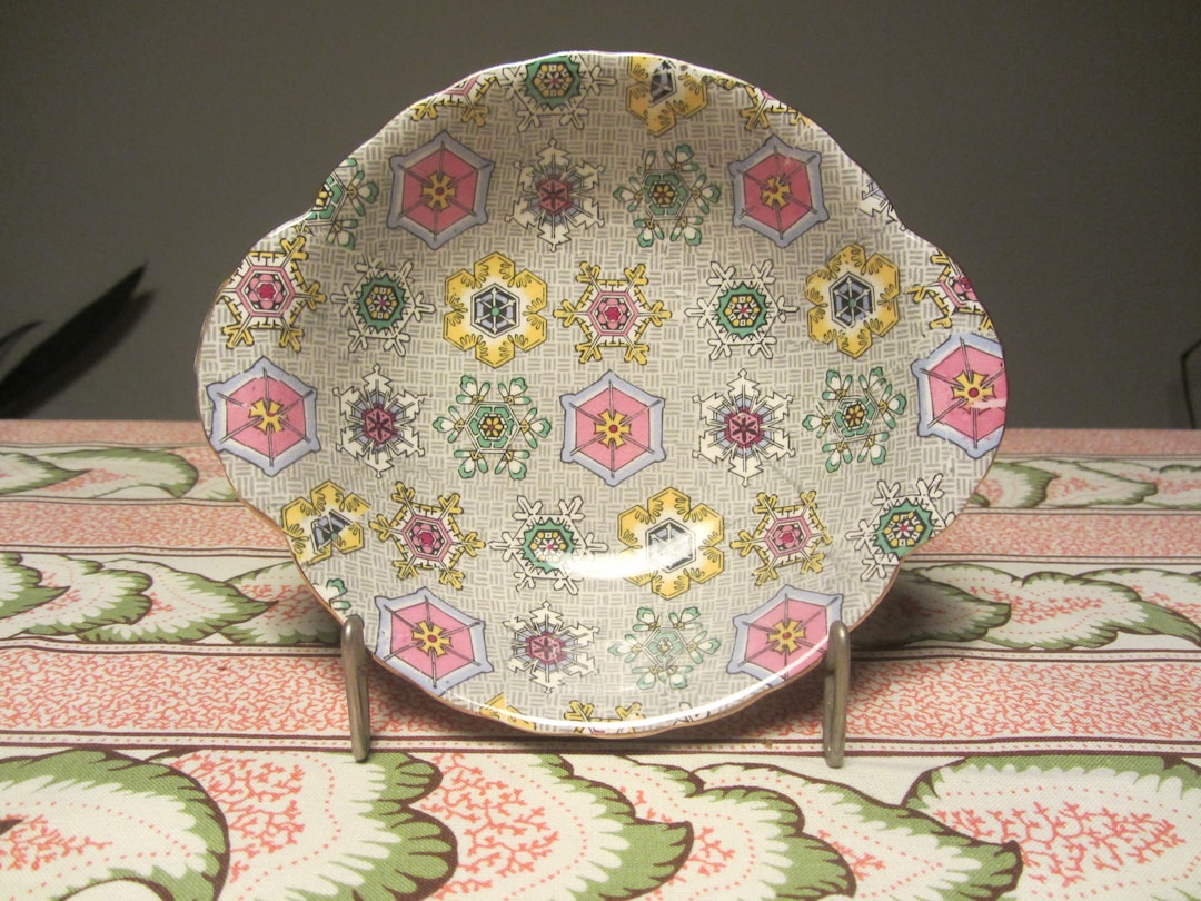 LORD NELSON WARE by Elijah Cotton - Chintzware Pottery Handled Bowl ...