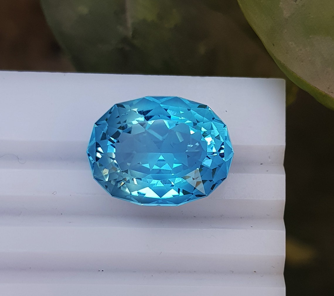 Topaze naturelle Topaze bleue suisse Topaze precision cut | Etsy