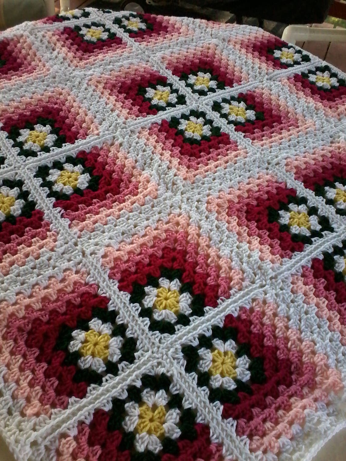 Pink Daisy Afghan - Etsy