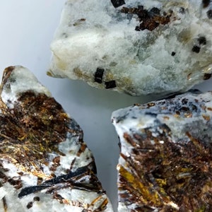 Astrophyllite Raw Natural Rough Stone Different Sizes, Genuine ...