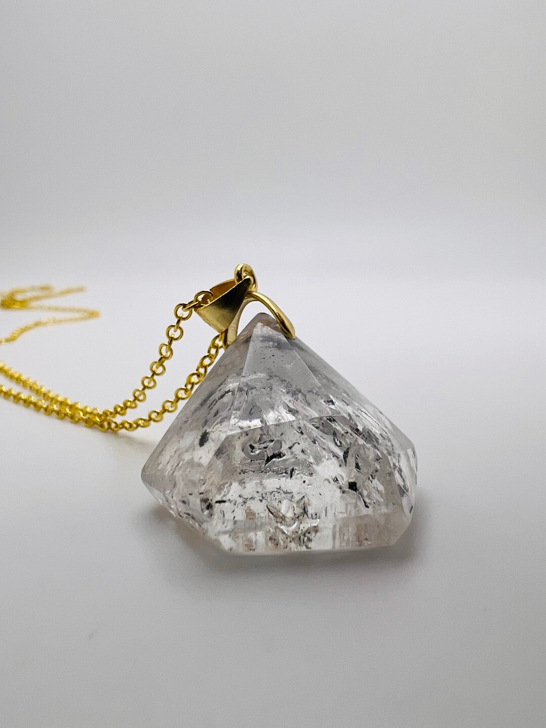 Enhydro Quartz Pyramid Pendant With Multiple Black Moving Bubbles and ...