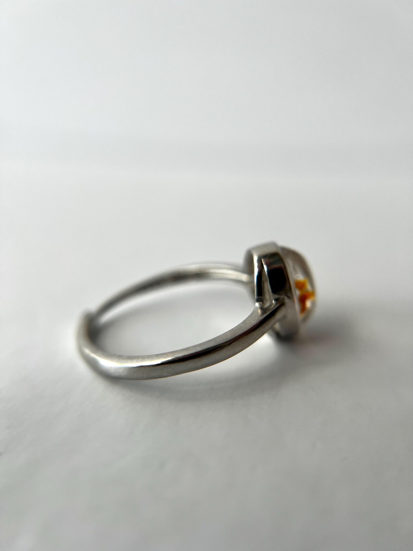 Golden Enhydro Quartz Teardrop Ring With Clear Moving Bubble and Black ...