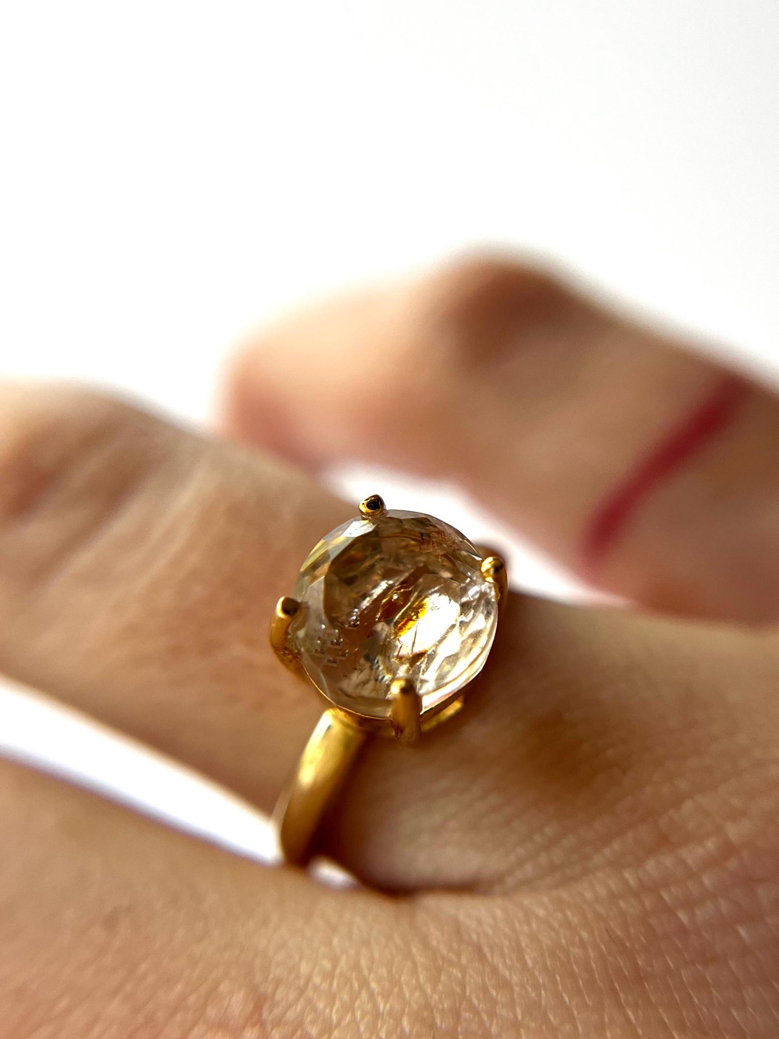 Golden Enhydro Quartz Gemstone Ring With Clear Moving Bubble - Etsy