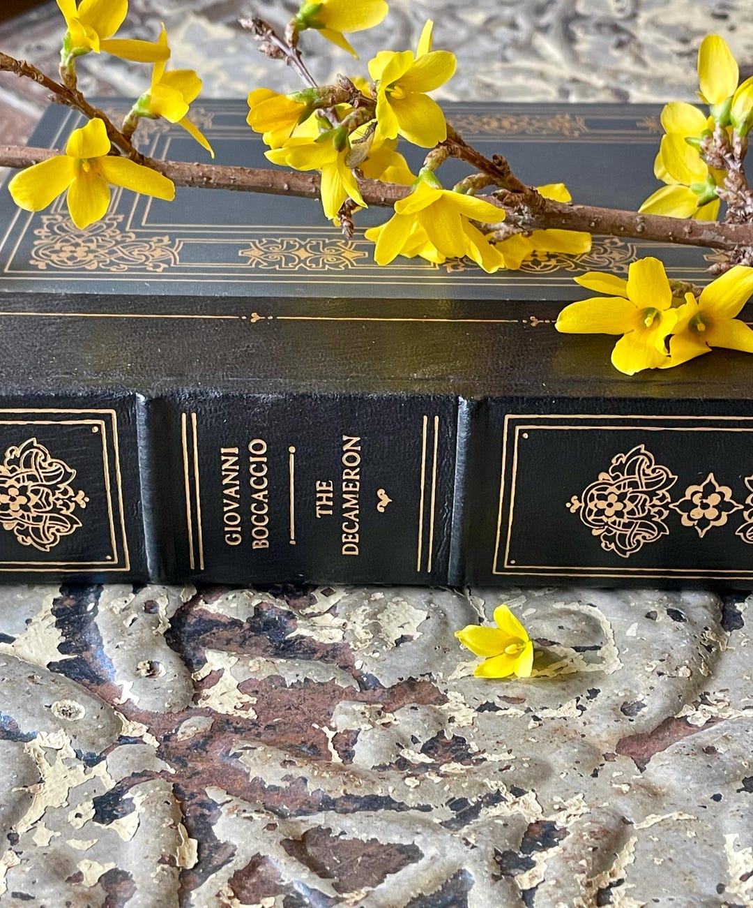 The Decameron by Giovanni Boccaccio the Franklin Library Classic ...