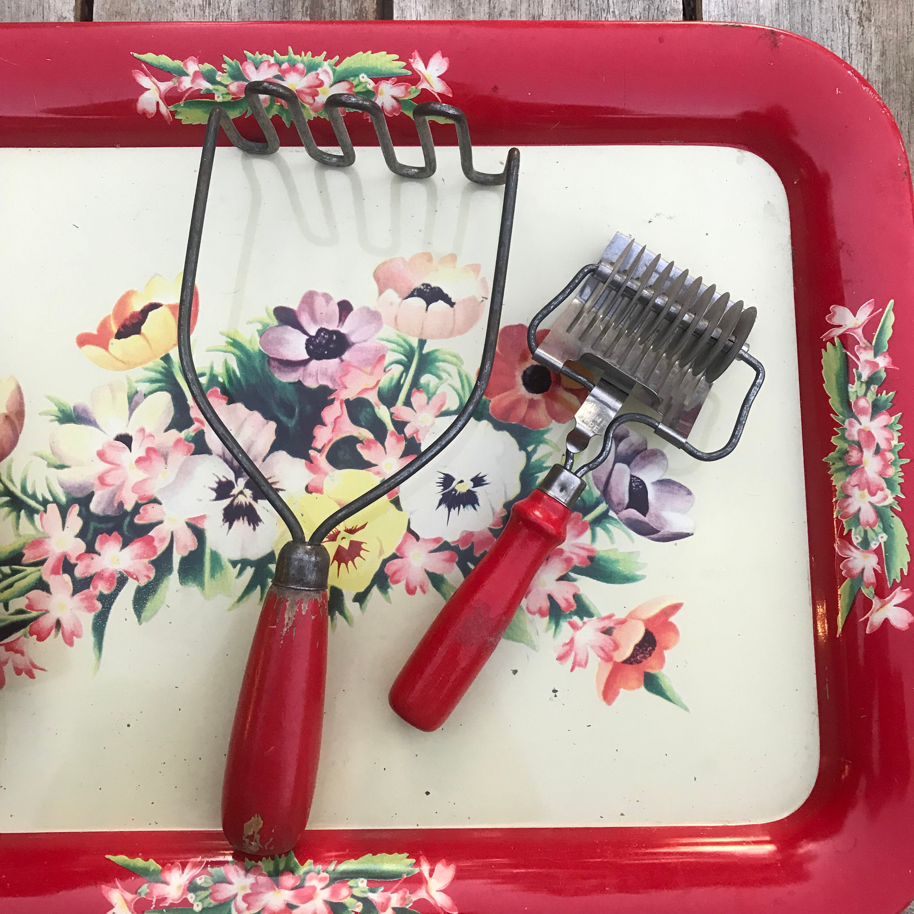 Vintage Red Handled Kitchen Tool Utensil Collection Chippy - Etsy