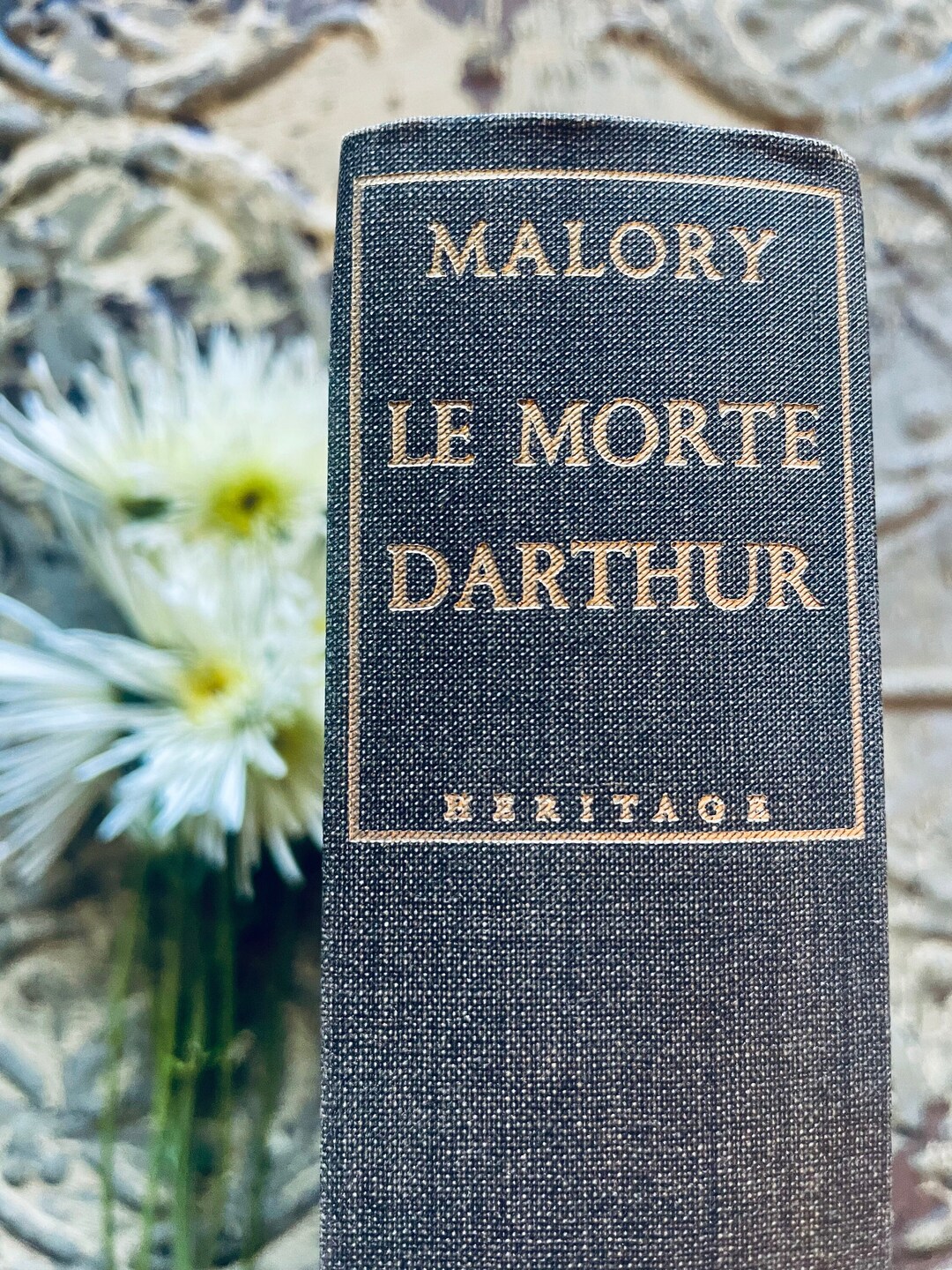 Le Morte Darthur by Sir Thomas Malory Heritage Press Vintage Hardback ...