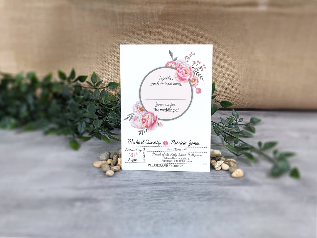 Floral Circle Themed Wedding Invitation - Etsy