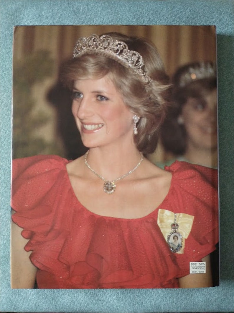 Diana Princess of Wales : the Book of Fashion by Jane Owen HB 1983 ...