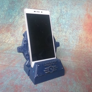Fallout Phone Stand / Mobile Charging Station / Fallout iPhone Stand ...