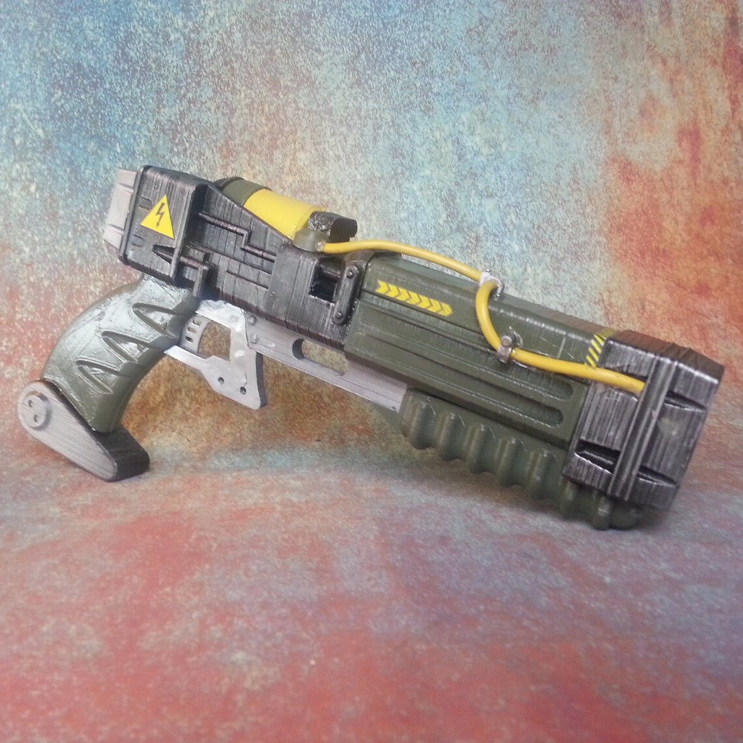 Fallout Laser Pistol Replica | Old Faithful Laser Pistol | Fallout 3 ...