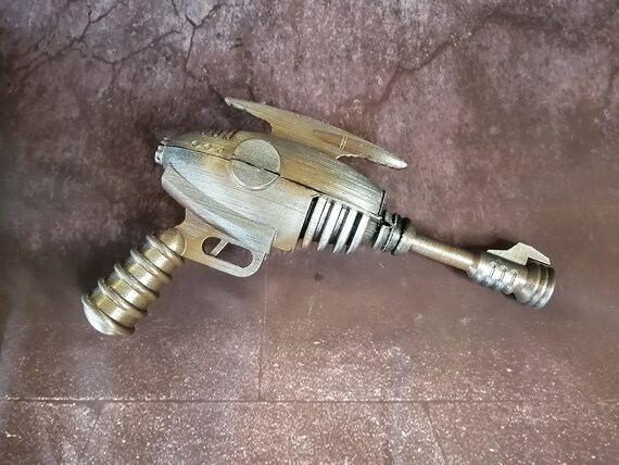 Fallout 3 Firelance Alien Blaster