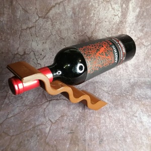 Balanced Wine Stand - 3D Printed Wine Holder - Wine Bottle Holder ...