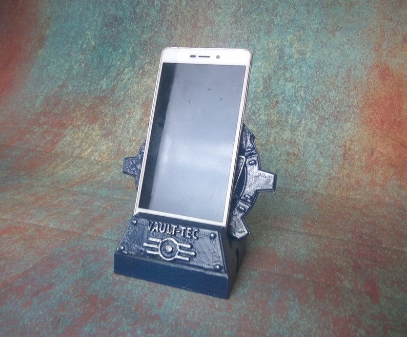 Fallout Phone Stand / Mobile Charging Station / Fallout Iphone - Etsy