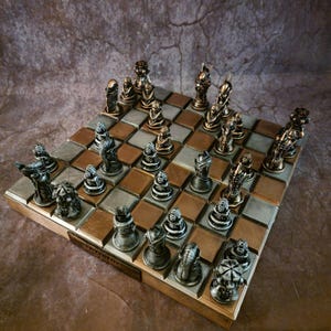 Xenomorph Chess Set - Geiger Inspired Alien Chess Set - Etsy