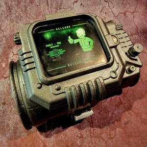 Pip-boy Mk V Fallout TV Show 3D Printed Pip Boy Mk IV / MK V Fallout ...