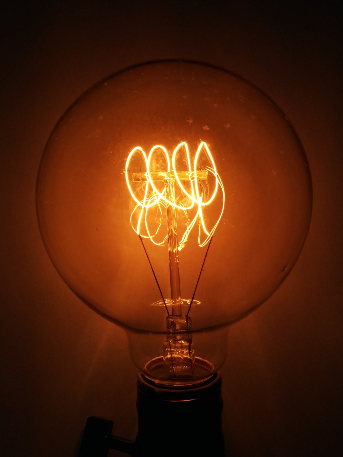 Simple Vintage Lighting G95 Edison Light Bulb, E26 Base, 40W or 60W ...