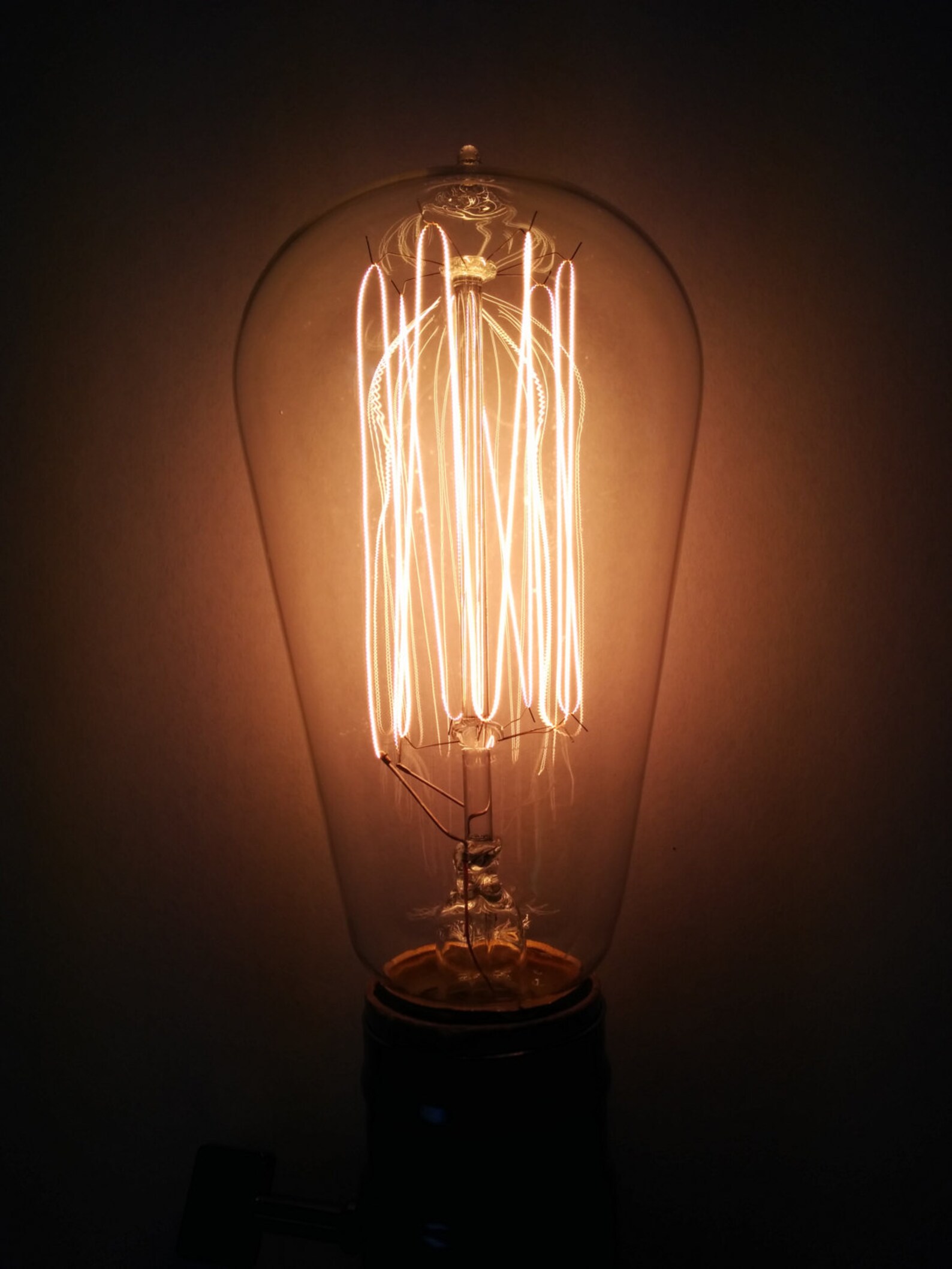 Simple Vintage Lighting ST58 Edison Style Light Bulb, E26 Base, 40W ...