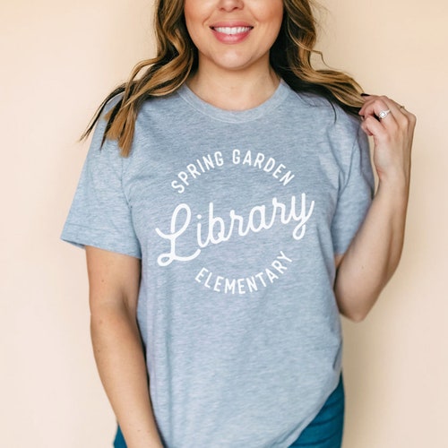 Librarian Shirt Cute Librarian Tshirt Gift for Librarian - Etsy