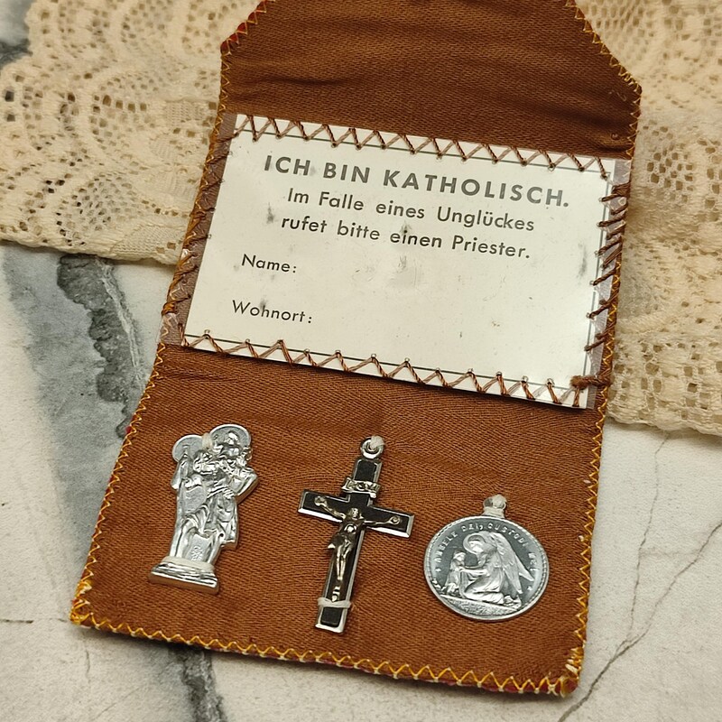 Catholic Pocket Shrine - Etsy