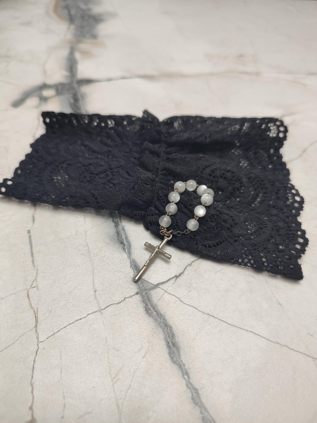 Religious Chaplet / Finger Rosary With White Beads and Cross Crucifix ...