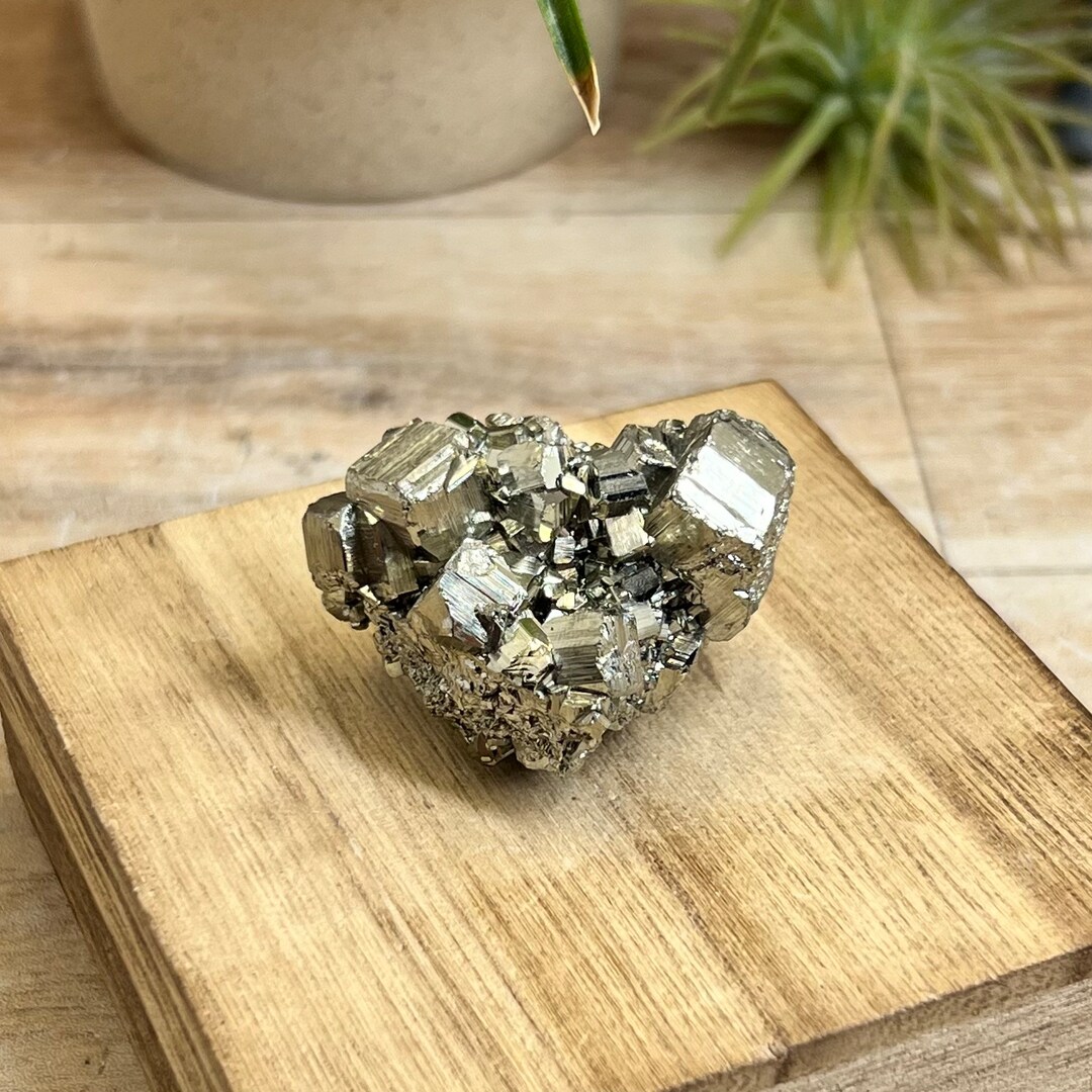 Cubic Peruvian Pyrite Cluster | Cubic and Dodecahedron Pyrite ...