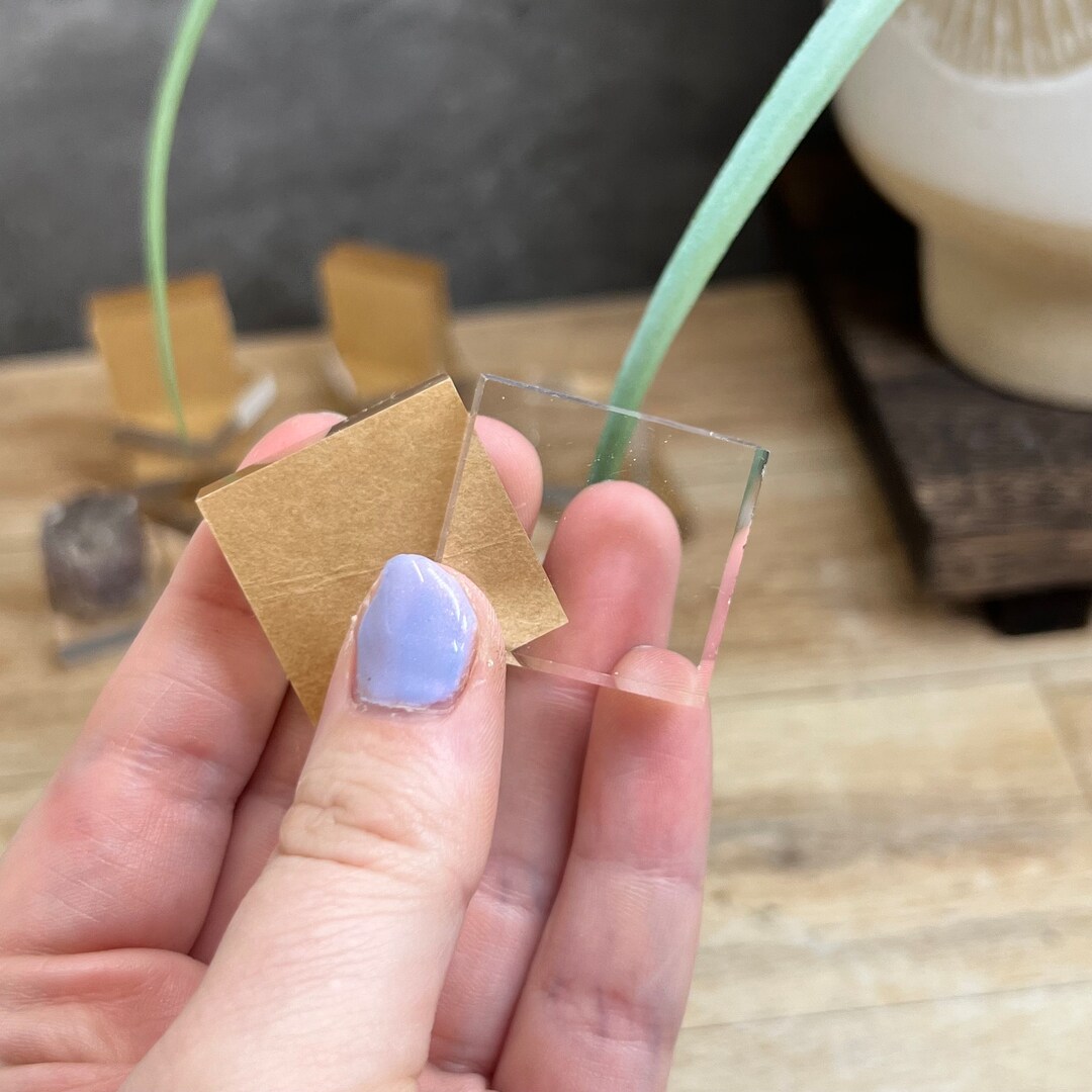 Clear Acrylic Square Display Stand for Crystal and Mineral Specimens ...