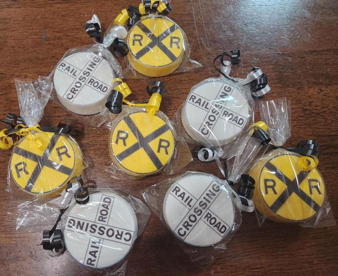 Train Railroad Crossing Chocolate Covered Oreos Party Favors - Etsy
