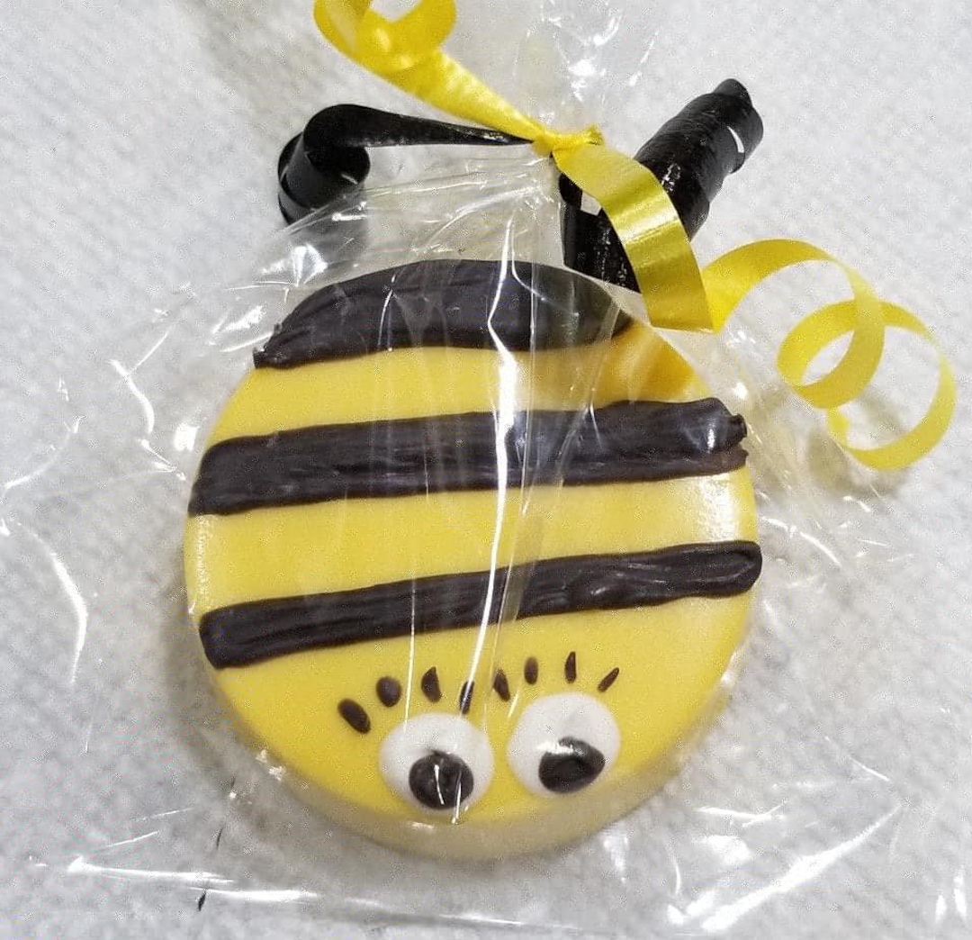 Bumble Bee Chocolate Covered Oreo Cookie Party Favors - Etsy