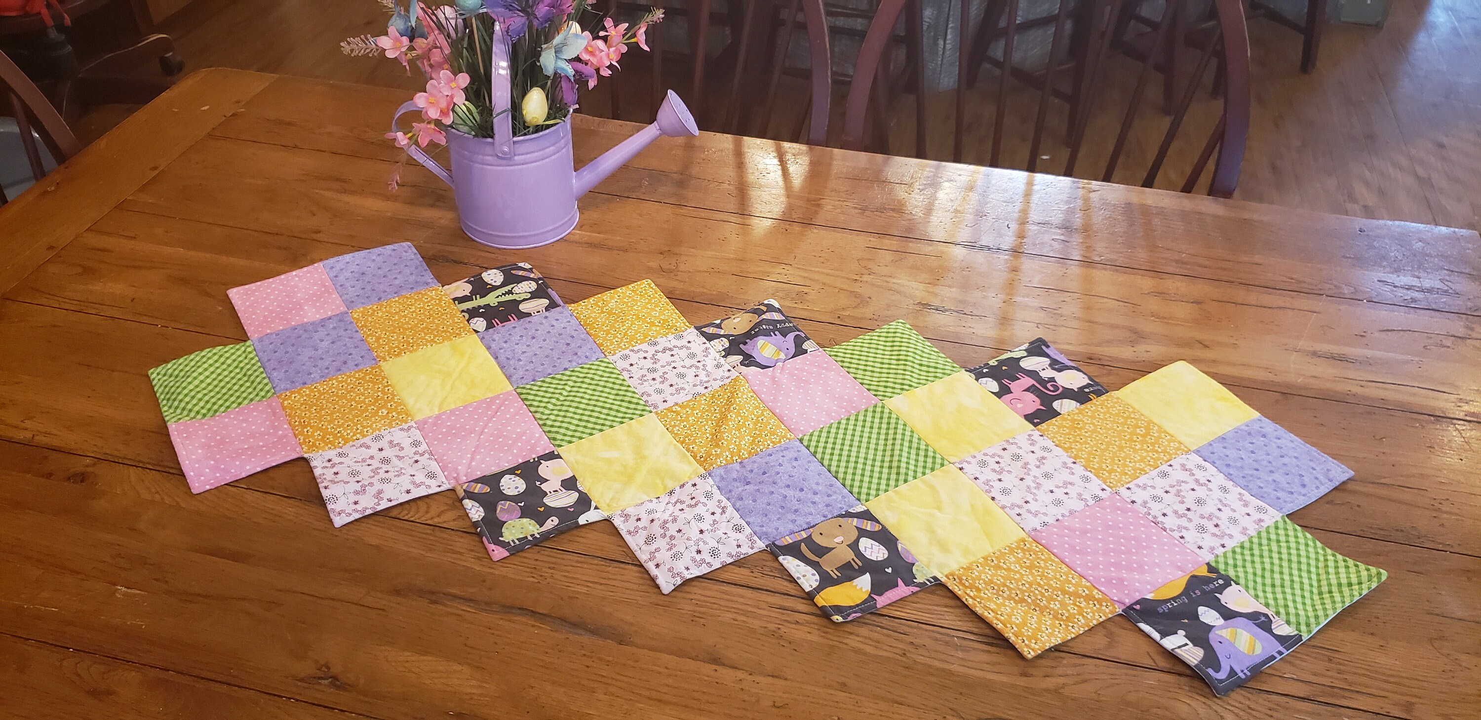Spring Easter Quilted Table Runner Zigzag Table Topper - Etsy