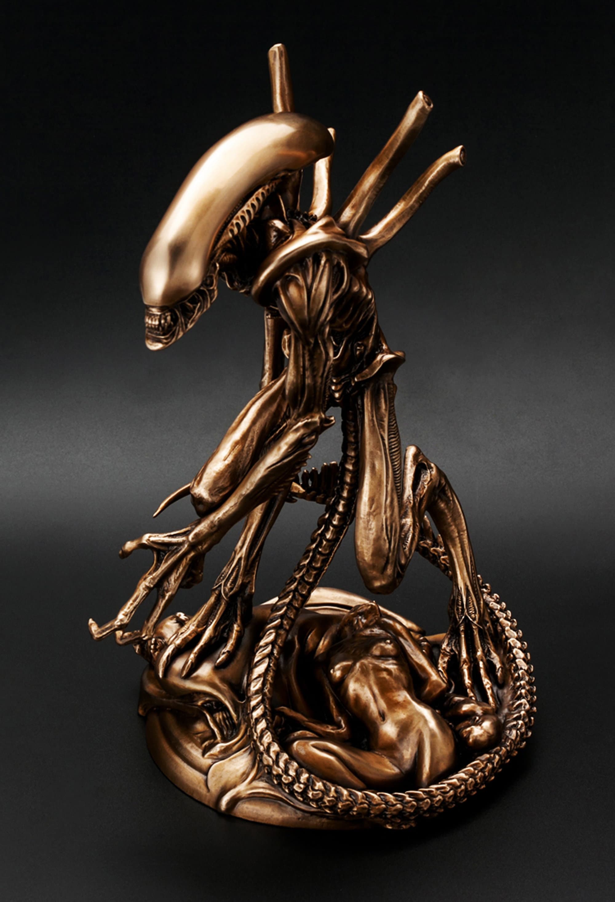 Alien - Bronze Aline Hive Warrior - Alien Bronze Statue - Alien Vs ...