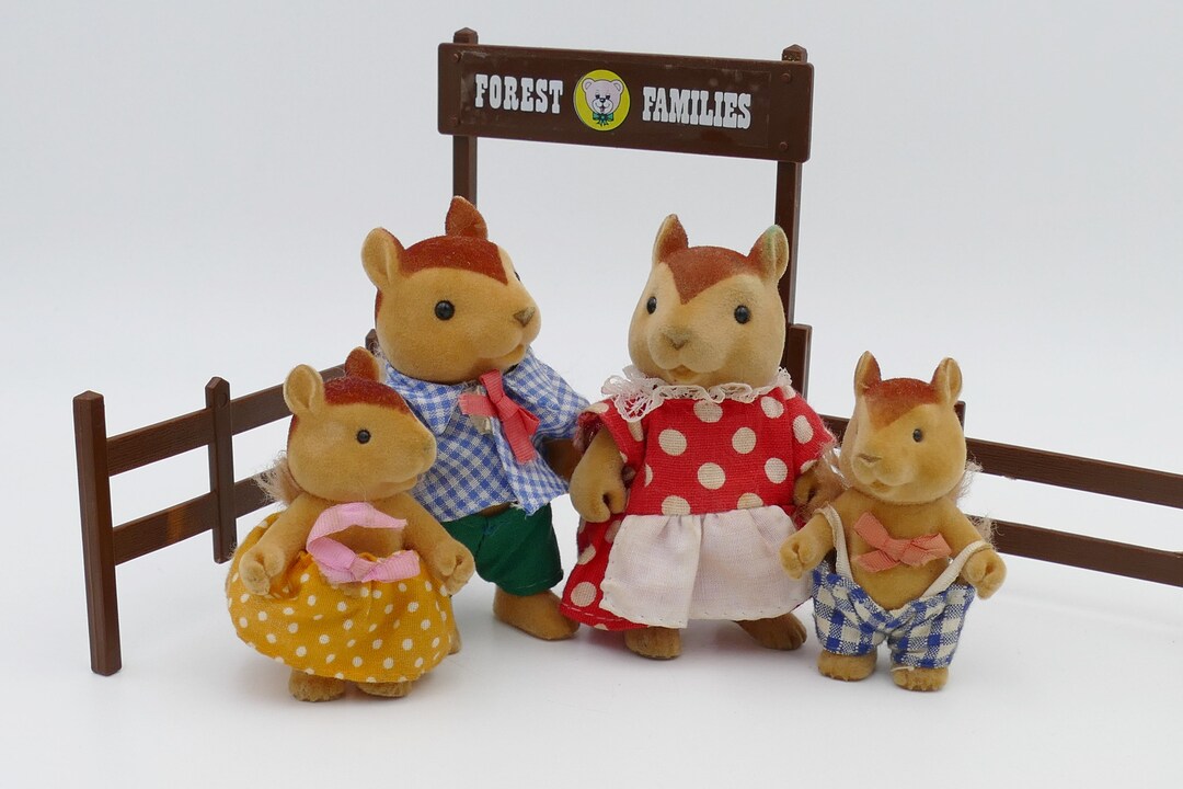 1980's Forest Families SQUIRREL Family Dad Mom Boy Girl MC Toy Vintage ...
