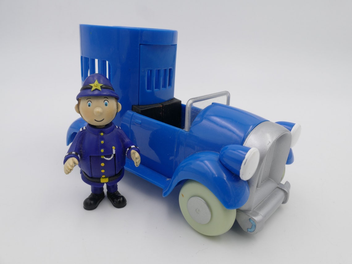 2000's TM&EBL Mr Plod and Noddy PVC Figurines With Police - Etsy