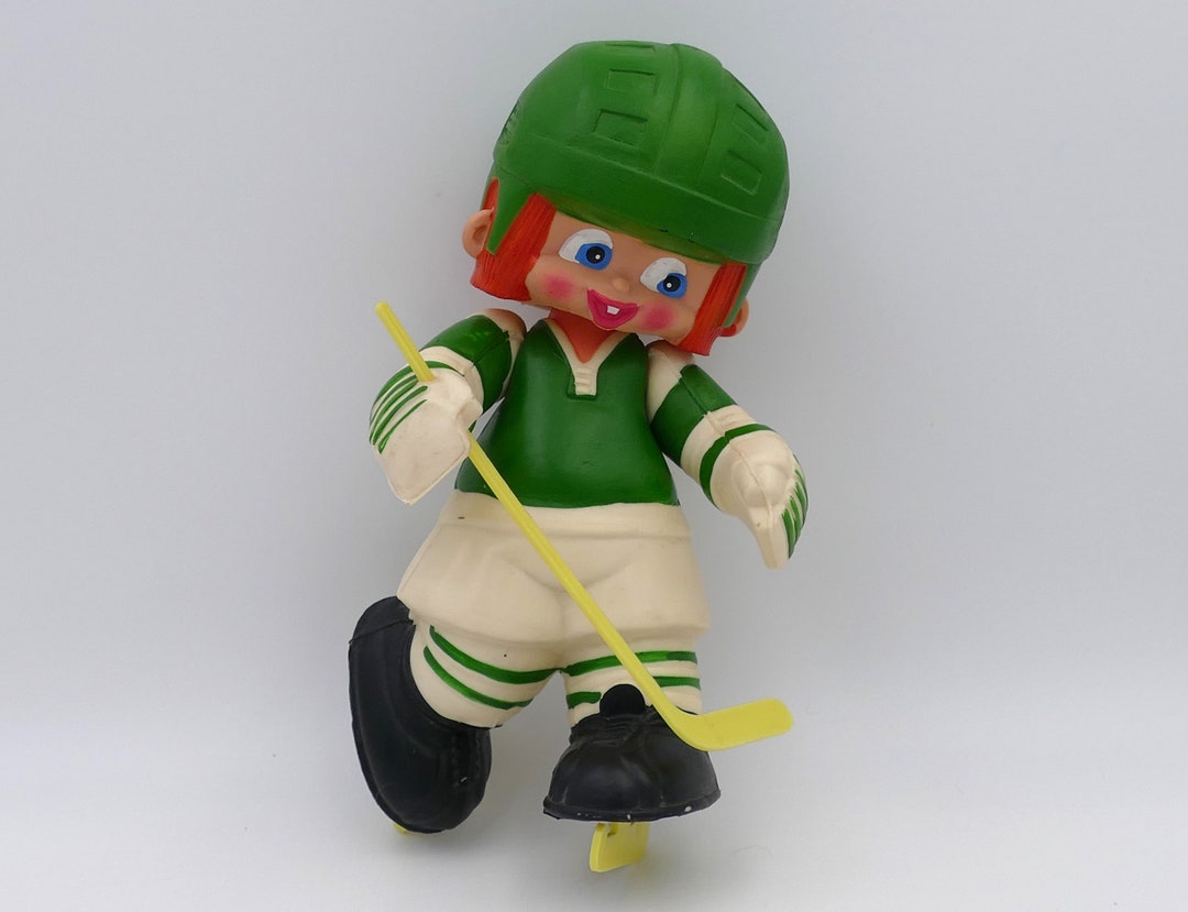 Vintage Rubber Ice Hockey Toy Figurine Green White Ice Hockey Uniform ...