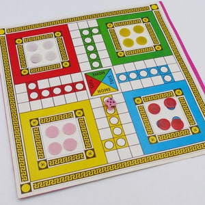 1970'S Compendium of Games Ludo Snake and Ladders Tiddlywinks Bingo ...