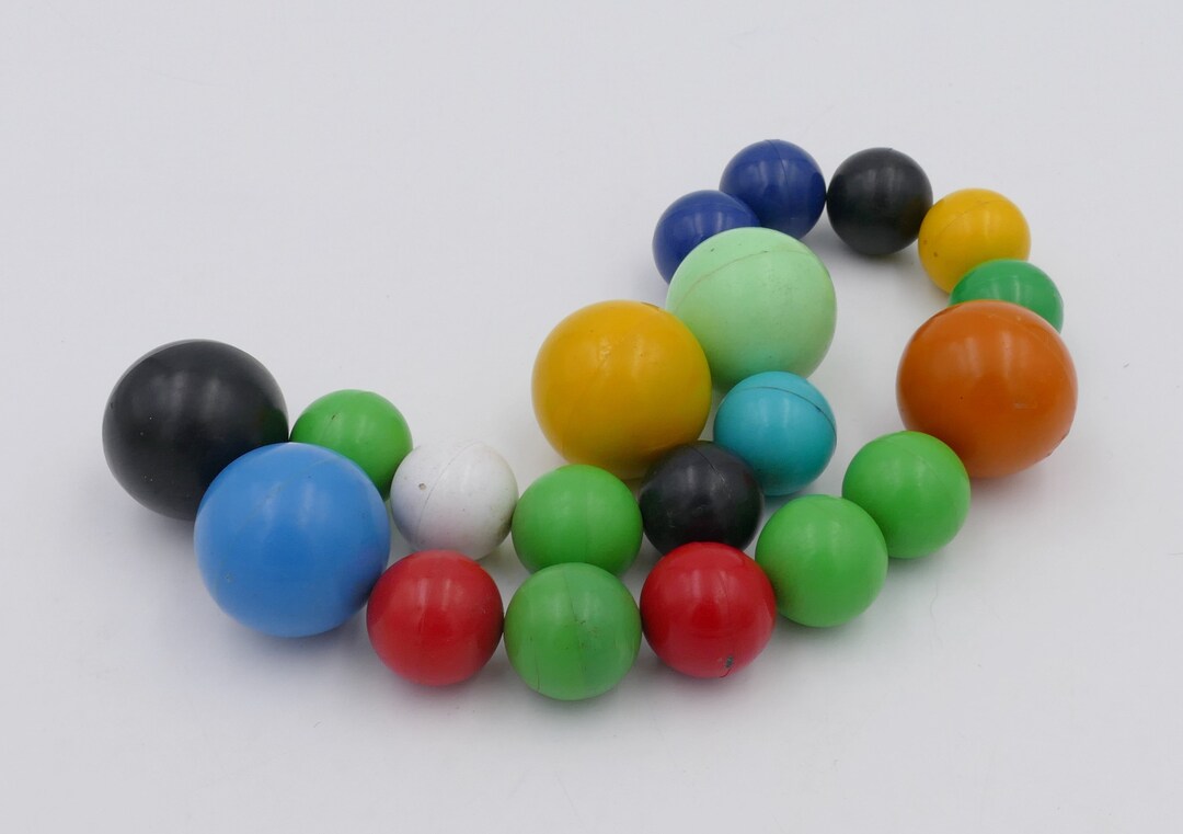 Collection of Twenty 1980's Clickets Magnetic Marbles Novelty Toys ...